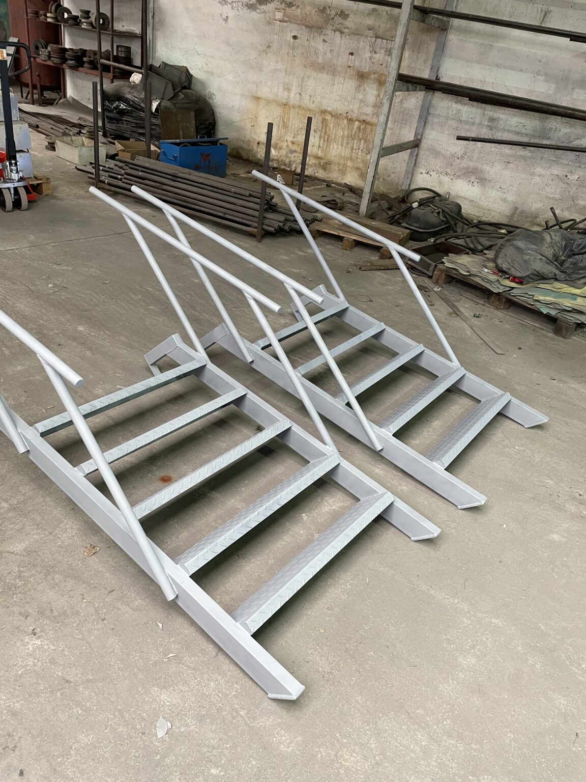 Steel Bulwark ladders / Helicopter Ladder - Resvanis